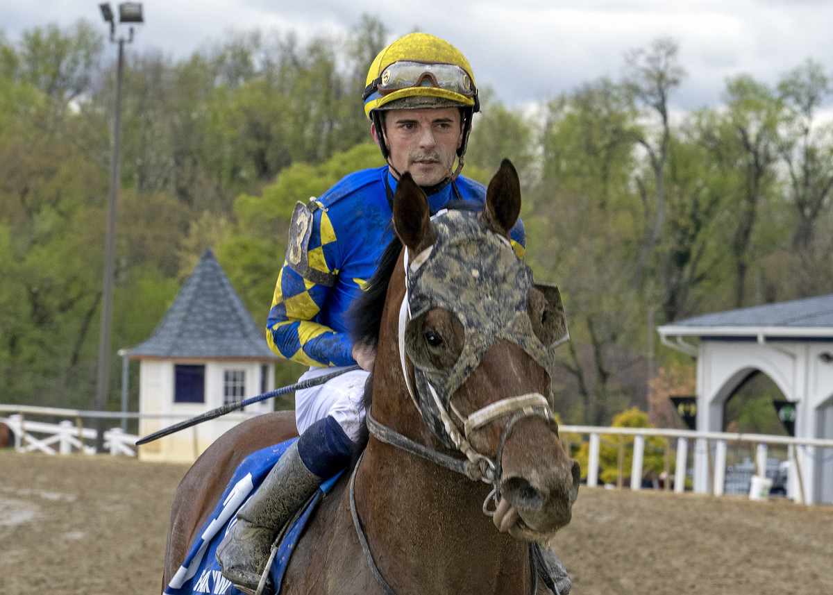 Laurel Park: Worcester Takes Frank Y. Whiteley With Last To First Rally ...