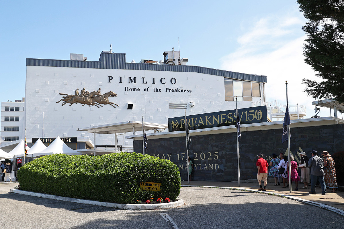 Last Dance At Old Pimlico: Preakness Day In Photos - Paulick Report ...