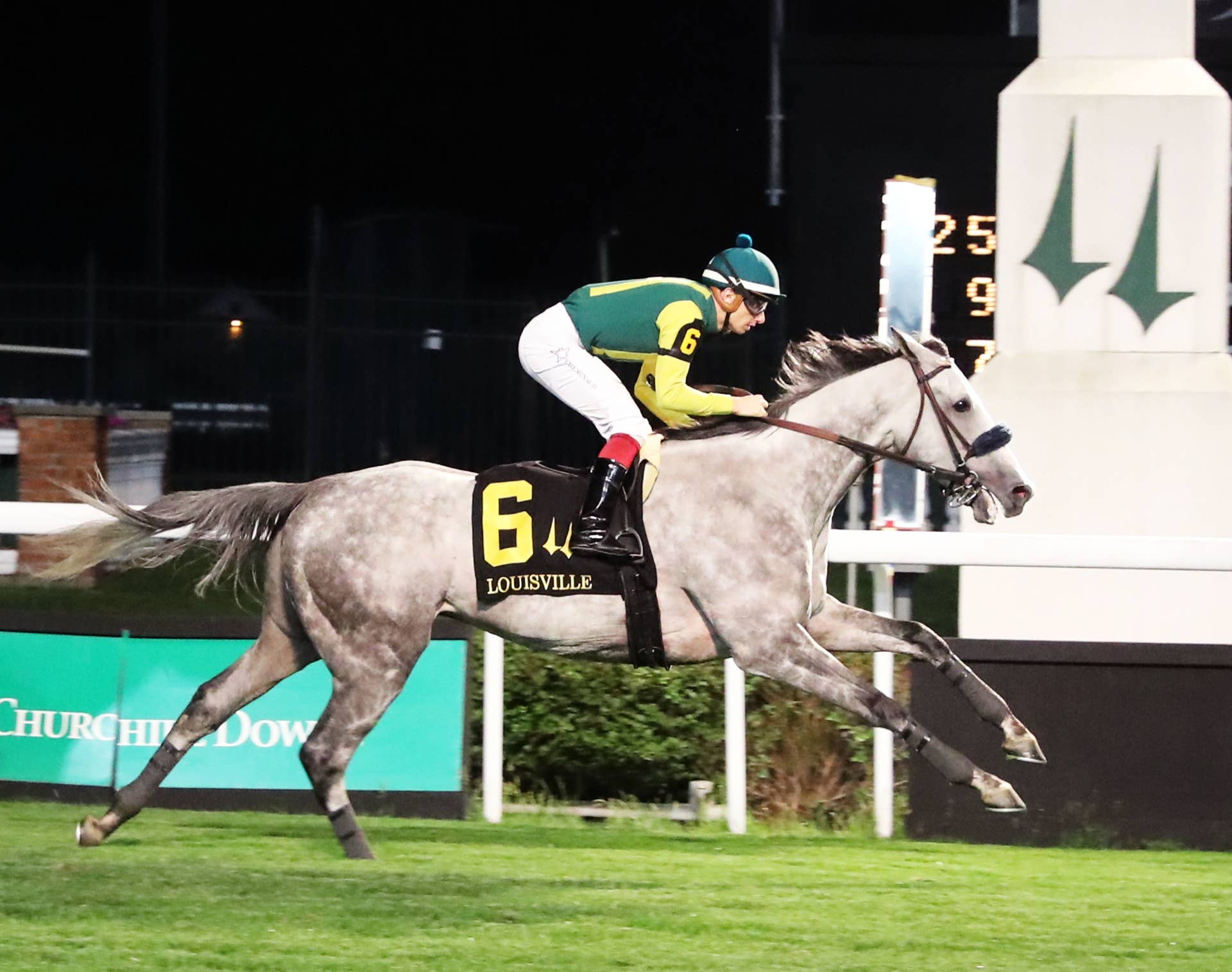 Utah Beach Runs Down Verstappen In Marathon Louisville Stakes On ...