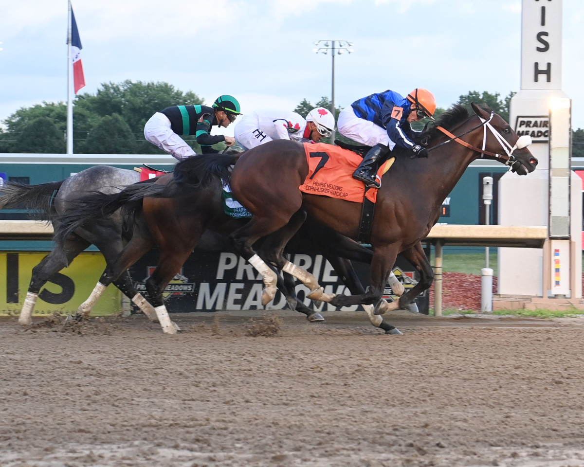 Former Godolphin Runner Cornishman Picks Up Initial Stakes Victory In ...