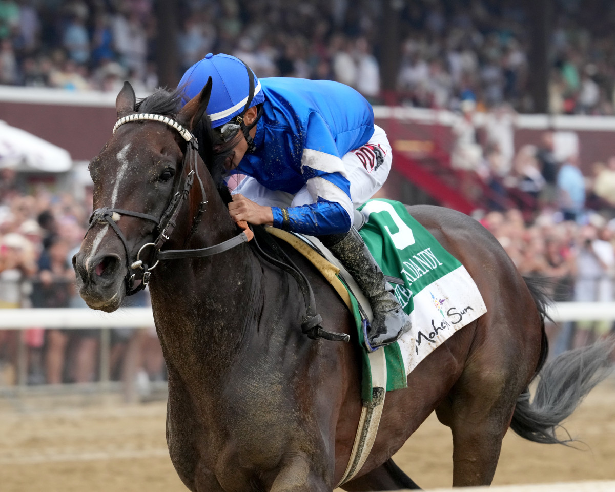 'Looked Like He Felt Good': Sovereignty Breezes Half Mile For Travers ...