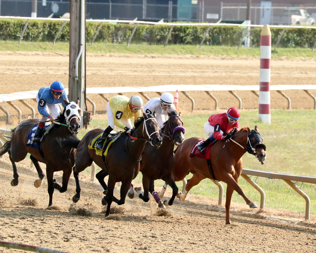 Jockey Yuri Yaranga Suspended 15 Race Days For 'Careless' Riding At ...