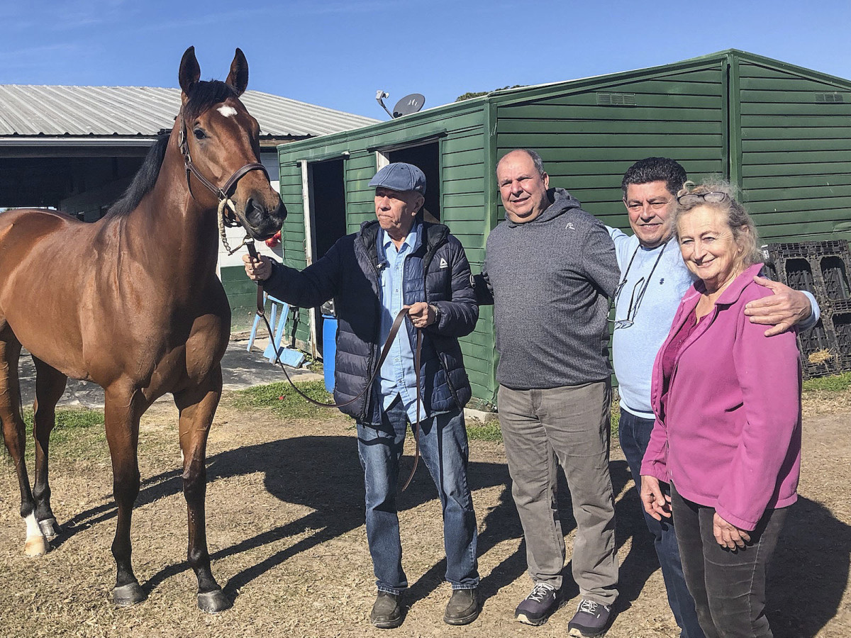 80-Year-Old Gerald Bennett Overcoming Health Issues With Derby Dreams ...