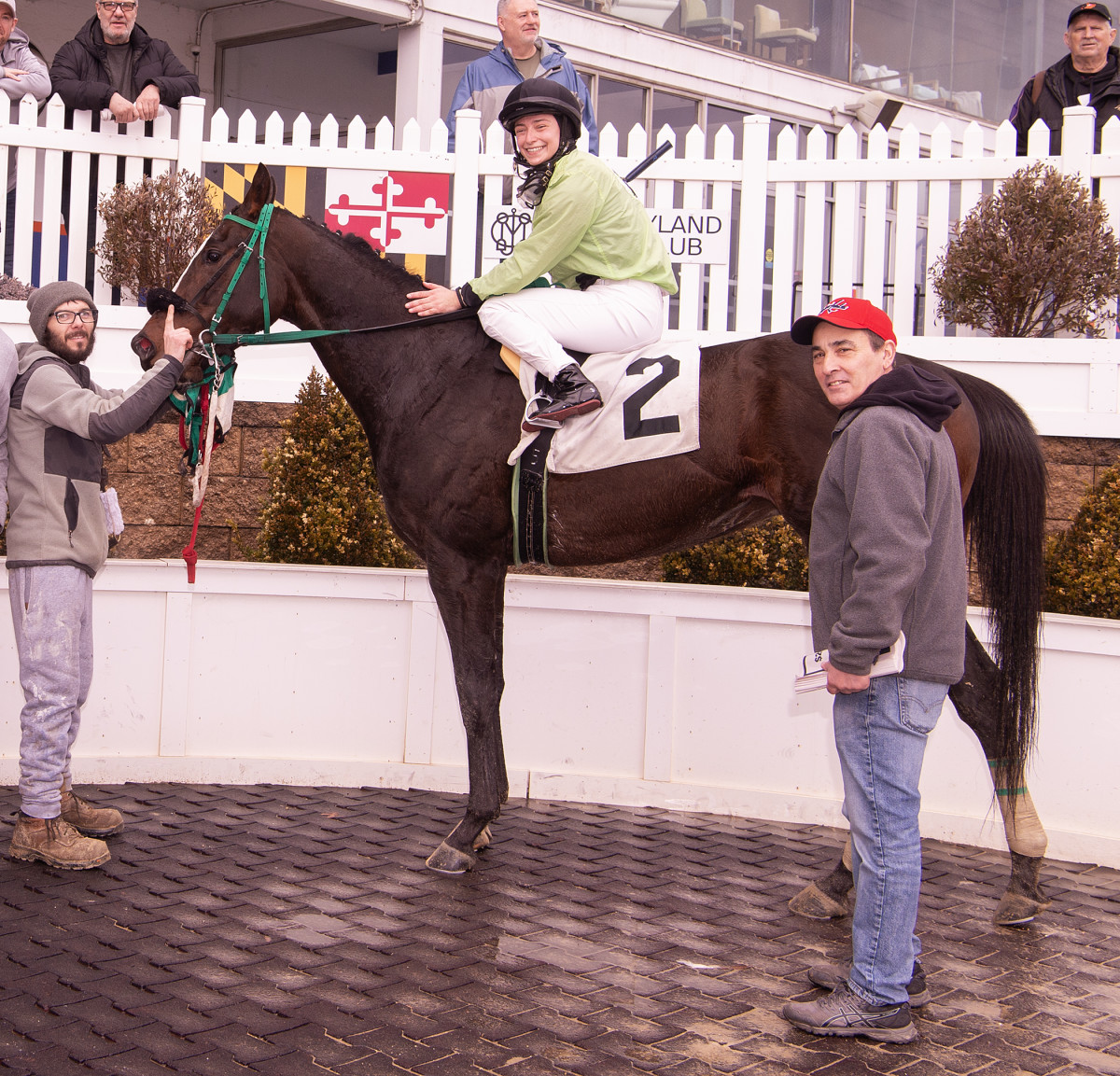 Sara Del Fabbro Rides First North American Winner At Laurel Park ...