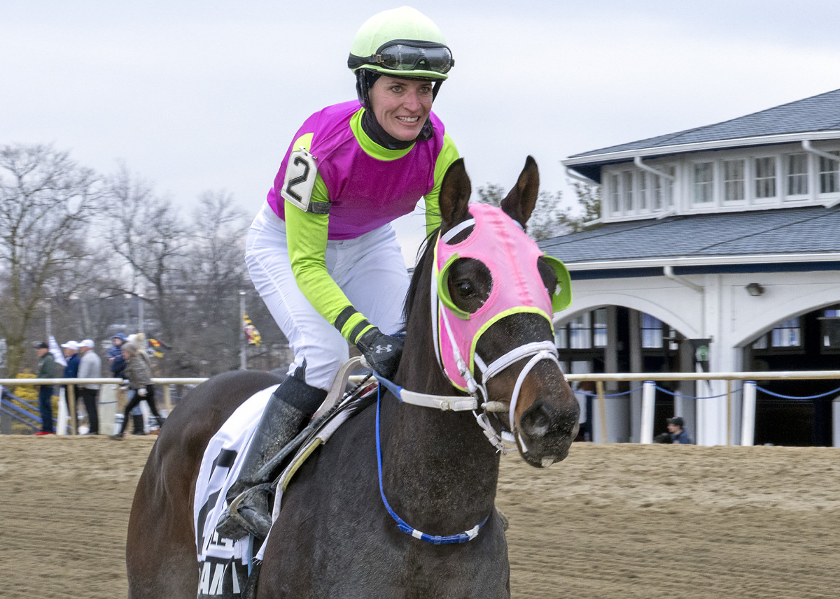 Jockey Forest Boyce Air-Lifted To Hospital After Horse Flips In Laurel ...