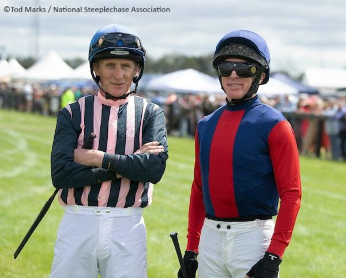 Free Safety Gear: U.S. Steeplechase Jockeys To Receive New Helmets ...