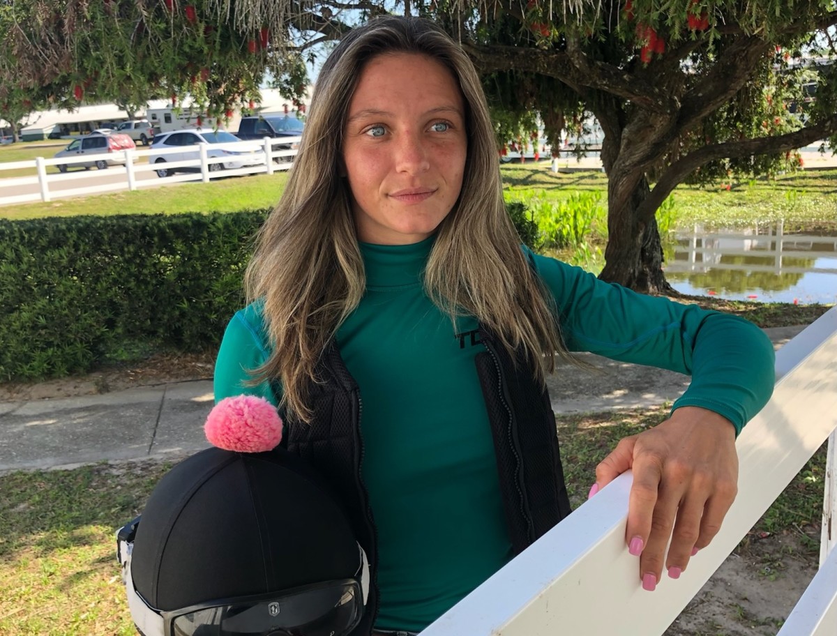 'For The Love Of The Horses': Apprentice Sara Hess Building Confidence ...