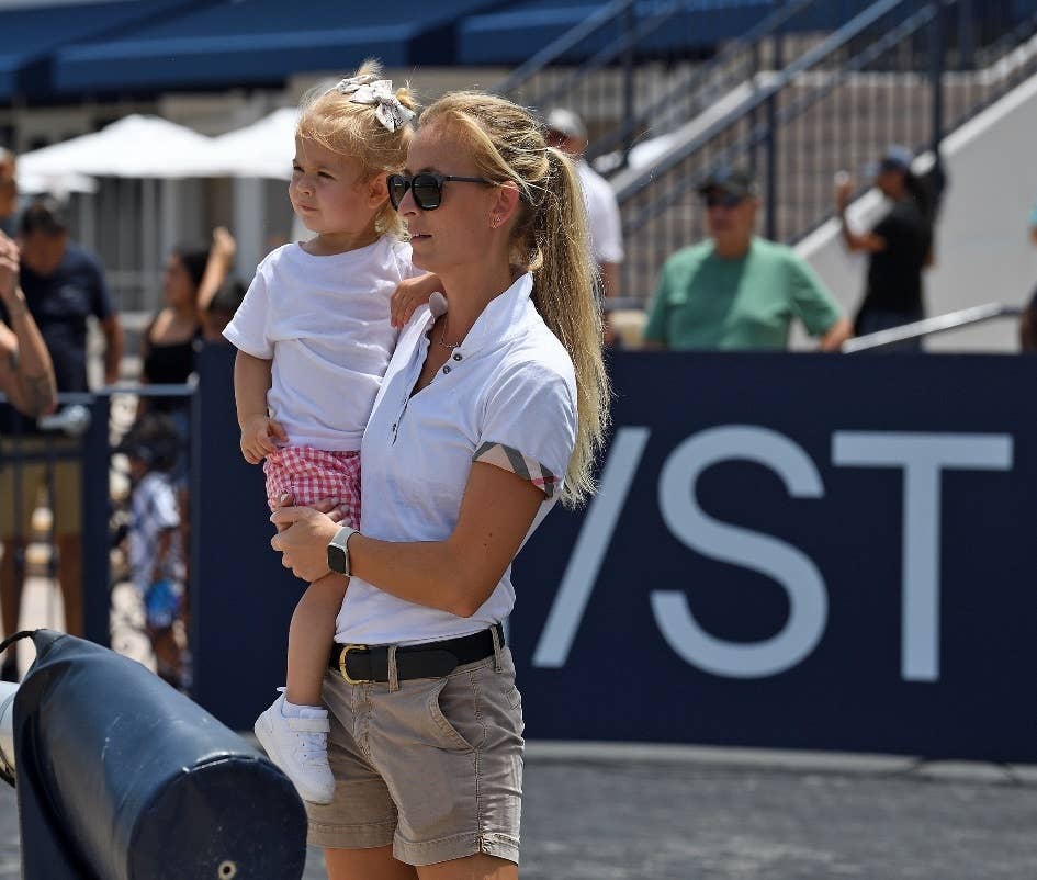'It's A Racetrack Family': Assistant And Her Daughter Make a Great Team ...